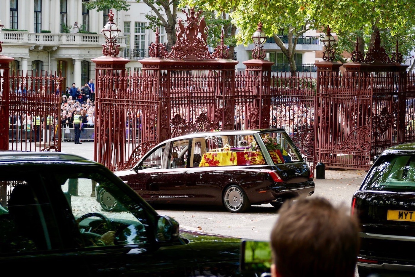 Thousands took farewell of the Queen - The Kensington Society